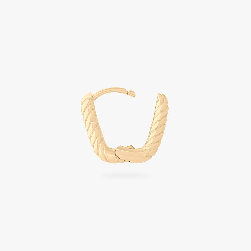 Square Twist Huggie – Studs